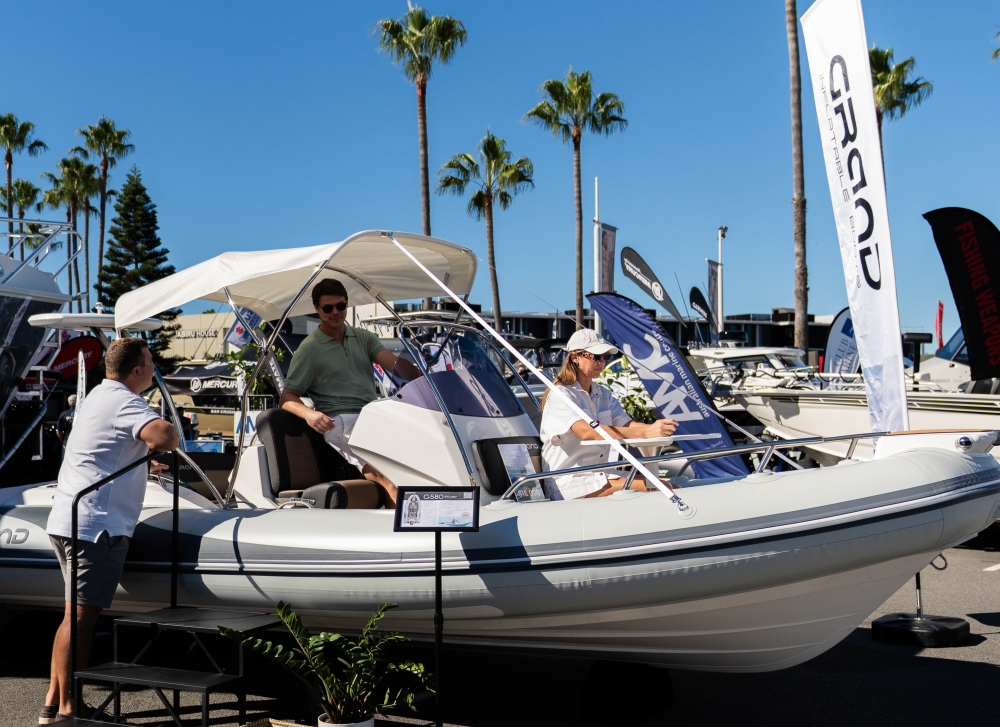 Grand Boats Make Waves with Strong SCIBS Debut OnlyBoats